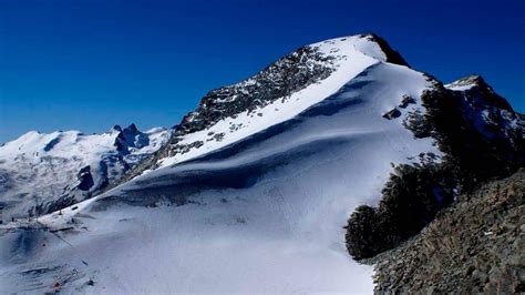 In Engadina Si Lotta Contro Lo Scioglimento Dei Ghiacciai