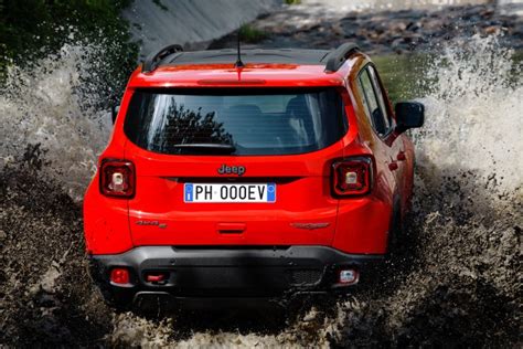 Jeep Renegade Phev To Make Its First Public On Road Debut This Week