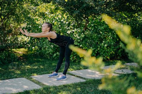Running Forward Pose