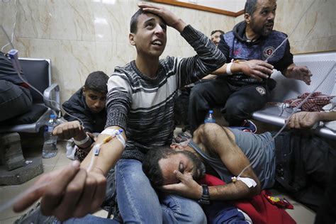 معتقلو غزة شهادات المفرج عنهم حول الإهانات والتعذيب