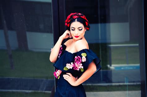 How To Know If A Girl Is Virgin By Body Language 5 Ways Explained