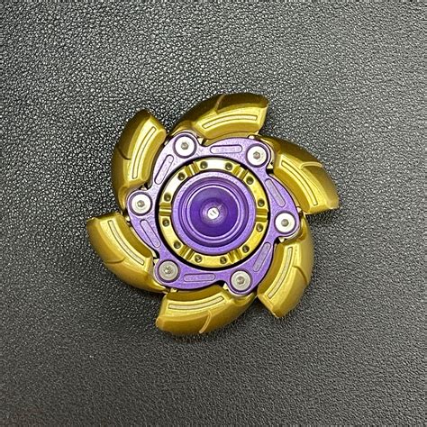 Pillbug Lite Edition Transformer Fidget Spinner