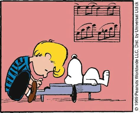 Schroeder And Snoopy Snoopy Charlie Brown And Snoopy Schroeder Piano