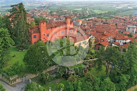 €poa Saluzzo Italy Xvii Century Castle Castleist