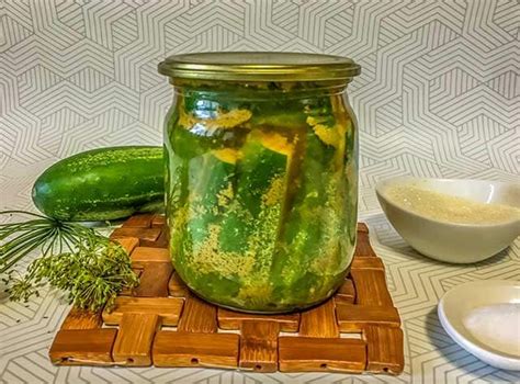 Маринованные огурцы на зиму в литровых банках: 8 рецептов