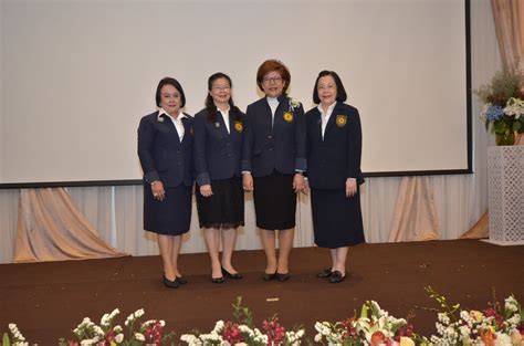 รุ่นพี่ วทจ 3 มอบทุนการศึกษาช่วยเหลือน้อง ม หัวเฉียวฯ รองศาสตราจารย์ ดร อุไรพรรณ เจนวาณิชยานนท์