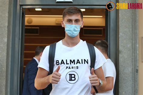 Kumbulla La Roma Il Club Giusto Per Me Il Posto Ideale Dove