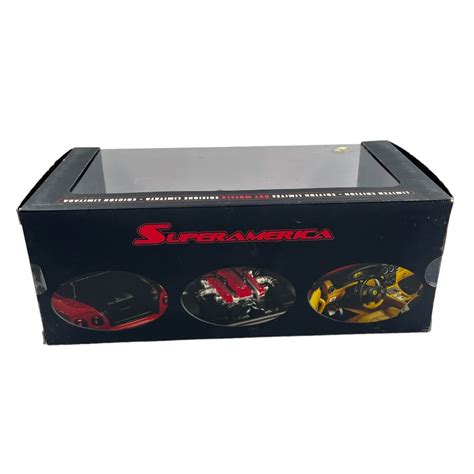 Modellino Auto Hotwheels Elite 1 18 Ferrari Superamerica Rosso Motorsport Maranello Store