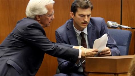 Ashton Kutcher Testificó Por El Asesinato De Su Amiga En El Juicio