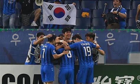 Round Of 16 1st Leg Urawa Red Diamonds Jpn 1 2 Ulsan Hyundai Fc Kor