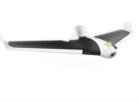 parrotが、最高時速80kmの固定翼ドローン「parrot disco」を10月から国内販売すると発表