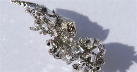 팔라듐이 뭐길래올해 50 급등 금값 따라잡을까