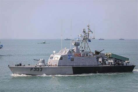 伊朗大批軍艦駛入波斯灣，多艘滬東飛彈艇現身，對美發出警告 每日頭條