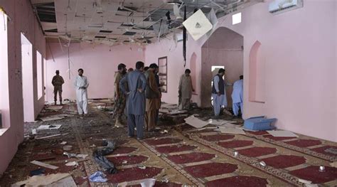 Pakistan 3 Killed 28 Injured As Blast Rocks Mosque In Quetta