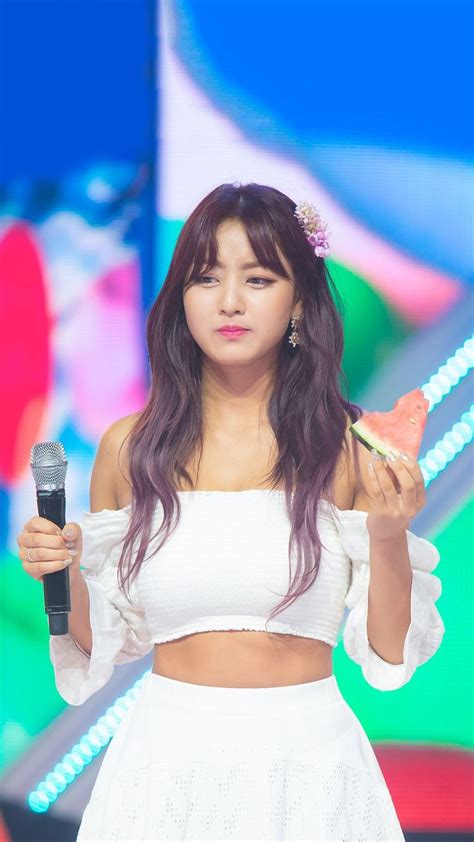 Pin By Jeongyeon On Twice Ji Hyo Twice Jihyo Twice Twice Photoshoot