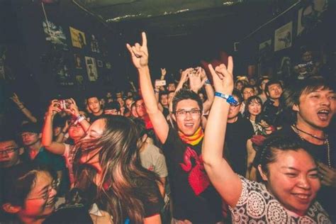 我們快不行了 只需一張門票 挽救為livehouse 每日頭條