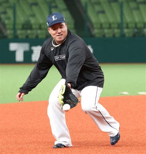 【西武】侍ジャパン山川穂高「4番dh」さっそく実戦 26日も出場予定、一塁守備も プロ野球 日刊スポーツ