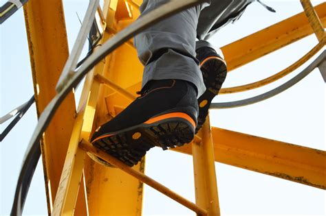 Mountain Safety Boot S Ideal For High Altitude Work