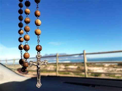 Crash Course How To Discern Your Vocation — Dominican Friars