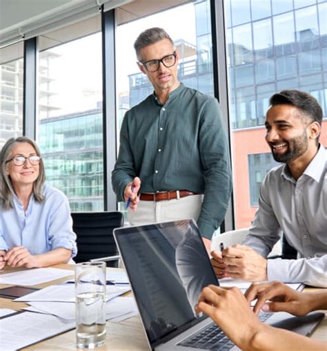 关于我们 公司简介 Finovy Consulting