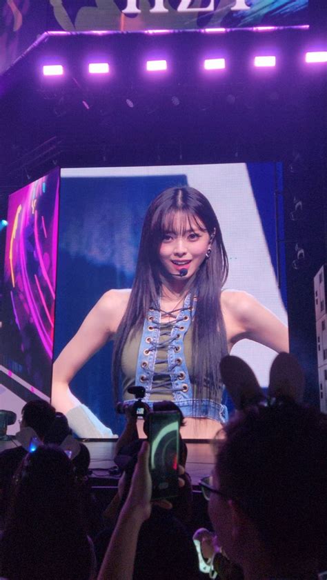 Yuna At Itzy Checkmate Concert In Singapore 2023
