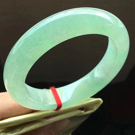 浓绿晴底翡翠玻璃种满晴大山谷图库
