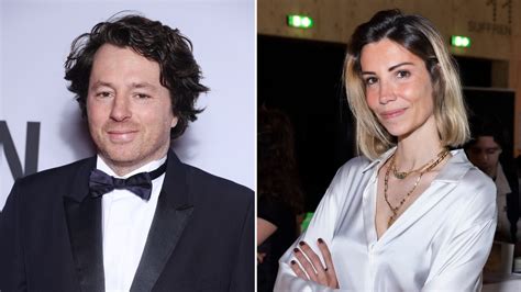 Louane évoque La Disparition Brutale De Sa Mère Pour Officialiser Sa