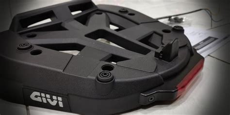 Givi Base Plate With Stoplight Furniture Home Living Home Improvement Organisation Home