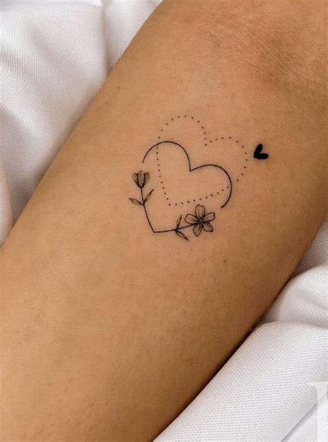 Pin By Pame Machnuk On Ideas Tiny Heart Tattoos Small Heart Tattoos