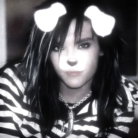 Pin By Lau On Tokiohotel In 2024 Bill Kaulitz Tokio Hotel Red Icons
