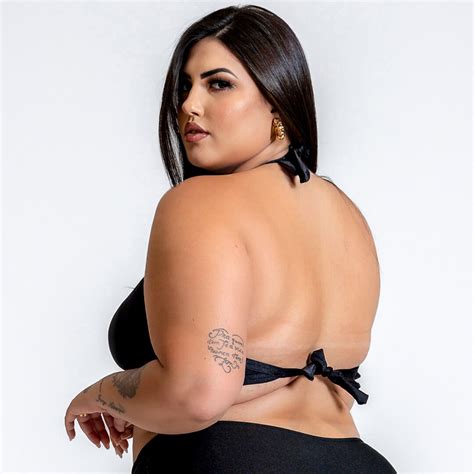 Top Biquíni Plus Liso Frente Única Bojo Removível