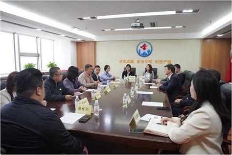 台湾云林麦寮拱范宫管理委员会参访团拜访青岛市台港澳办界面新闻