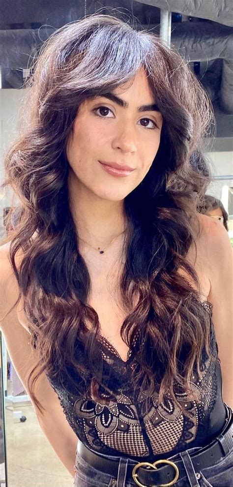 Shag Haircuts Thatre Low Maintenance Yet Stylish Haircut Wavy Long