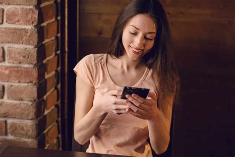 What To Do When A Girl Replies Are Short 11 Vital Things