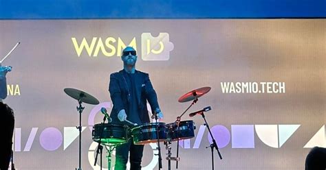 nigel poulton on linkedin wasm webassembly