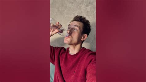 Пью воду а ты пьешь воду🤭 Youtube