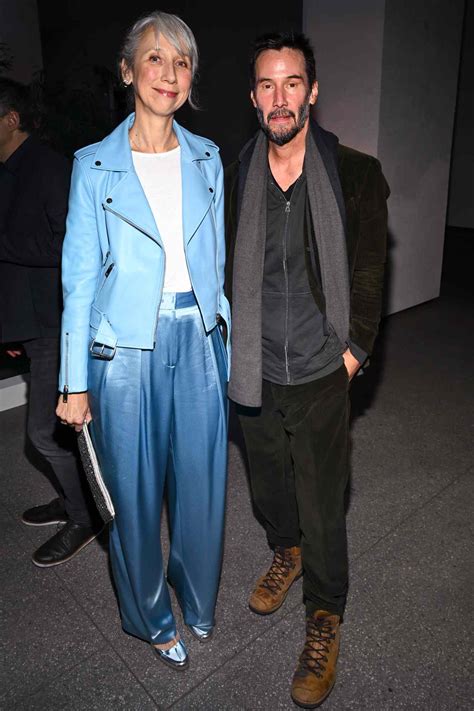 All About Keanu Reeves Relationship With Girlfriend Alexandra Grant