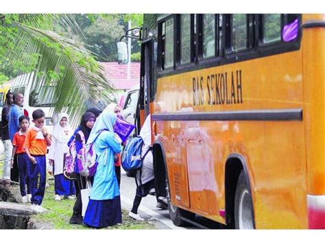 Kenapa Bas Sekolah Seluruh Negara Kena Guna Warna Kuning Ini Jawapan