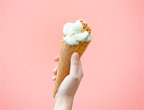 코로나 인후통에… 차가운 이것 섭취 도움 당신의 건강가이드 헬스조선