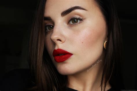 Fenty Beauty By Rihanna Stunna Lip Paint Longwear Fluid Lip Color