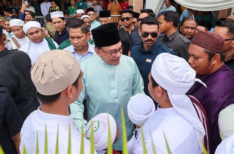 Civil Service Reforms PM Cancels Trip By 68 Ministry Agency Officials