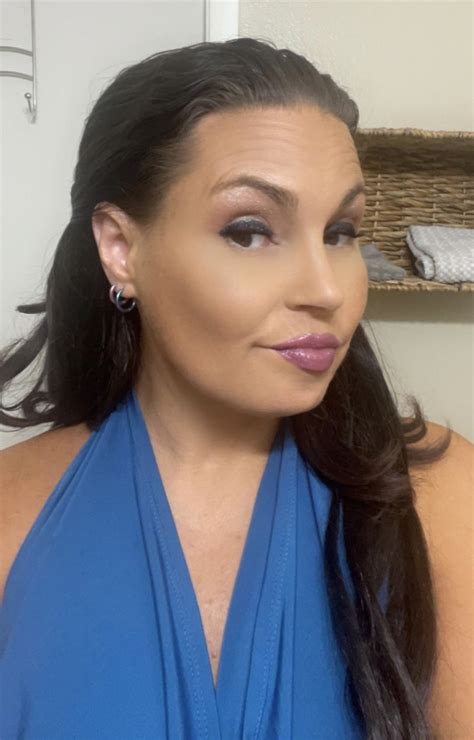 Cassandra ️ Curvy Entertainer Wbrown Eyes In Las Vegas Slixa