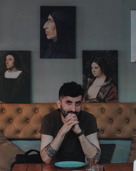 აღმოაჩინე მსოფლიო • Explore The World The World Is Upside Down Facebook