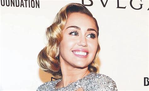 Lo Que Miley Cyrus Piensa De La Demanda Por Flowers