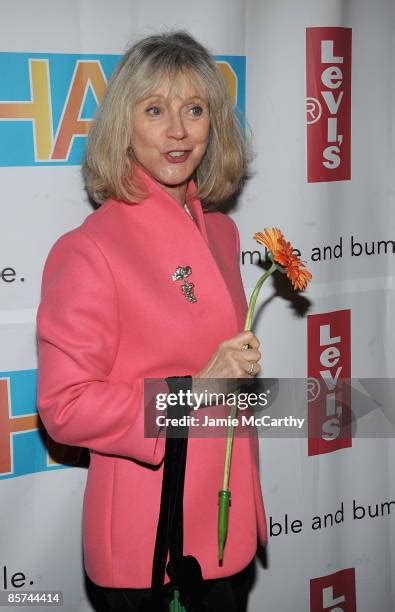Host Blythe Danner Photos And Premium High Res Pictures Getty Images