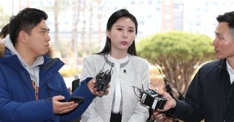 경찰 윤지오 체포영장 재신청 방침윤지오 루머 법적 대응