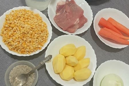 Гороховый суп со свининой - пошаговый рецепт с фото (2191 просмотр)