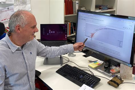 Eukaryotic Cell Emerged As Evolutionary Algorithmic Phase Transition Press And Public Relations