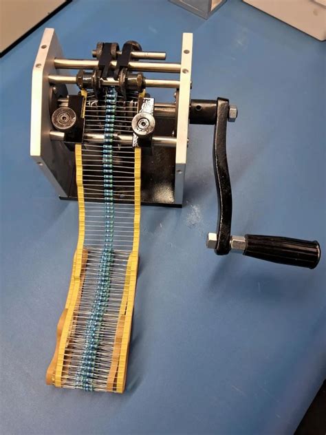 Manual Resistor Cutting And Bending Machine Capacity 100 Cpm At ₹ 9000 Piece In New Delhi