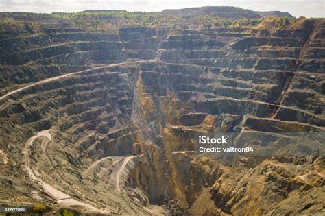 Opencast 광산 채 석 장입니다 Timelapse 가루로 빻은에 대한 스톡 사진 및 기타 이미지 가루로 빻은 관광